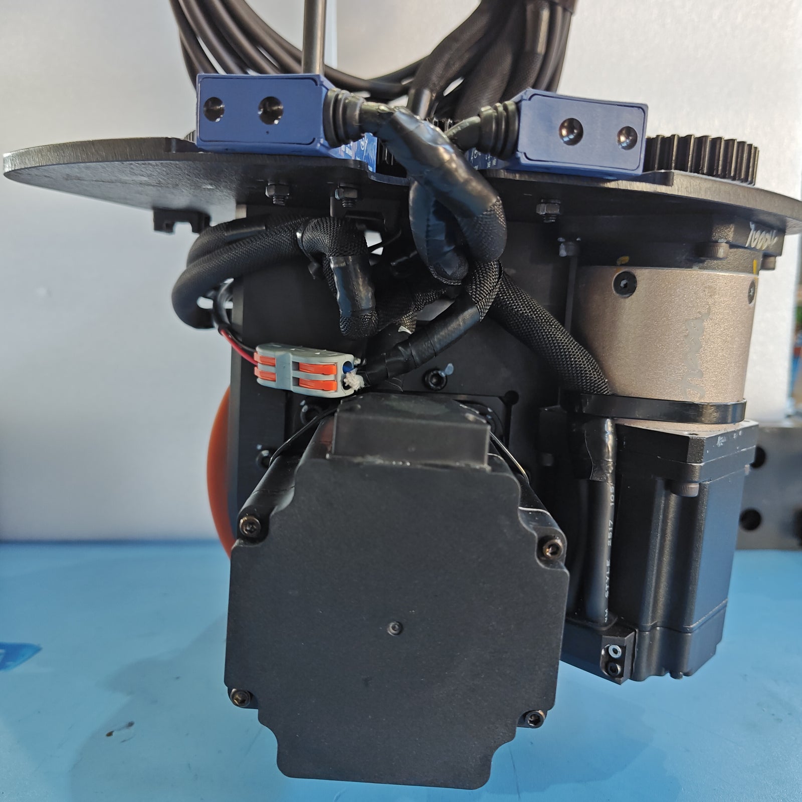 48V DC Industrial AGV Dedicated Horizontal Steering Wheel with Servo D ...